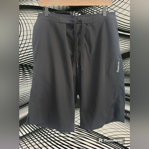 Reebok | Swim | Reebok Mens Solid Black 1 Swim Trunks | Poshmark